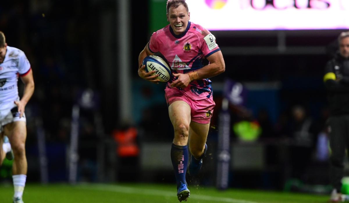 Chiefs cruise into the semi-finals