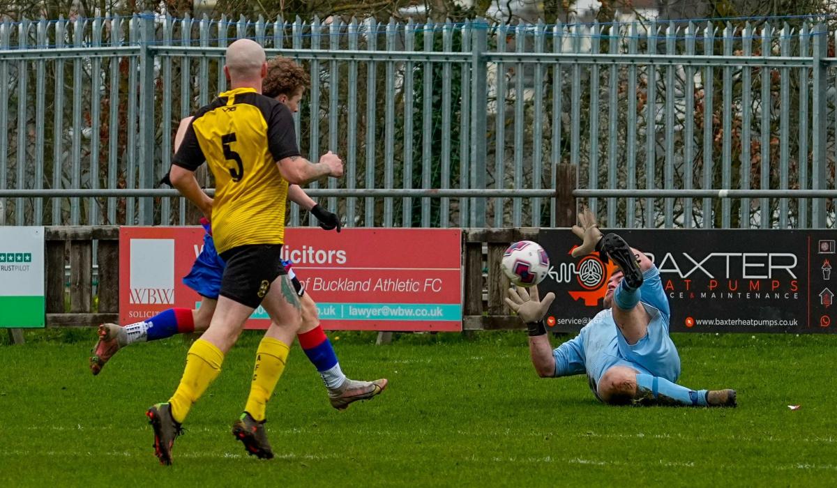 Weekend football fixtures in Devon