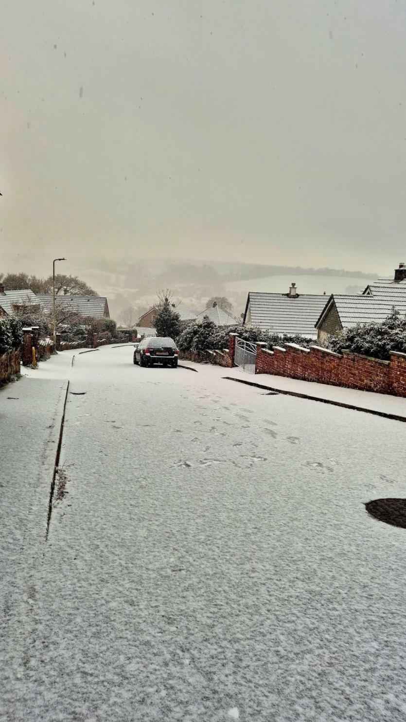 Pictures: Snowy scenes across Dartmoor as winter weather hits the Moor ...