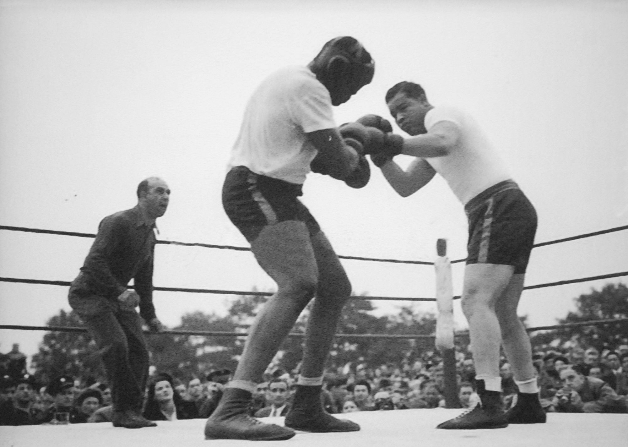 HEAVYWEIGHT CHAMP JOE LOUIS – A LOCAL KNOCKOUT